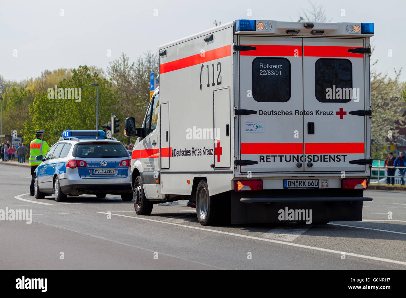 First responder ambulance paramedic vehicle hi-res stock photography ...
