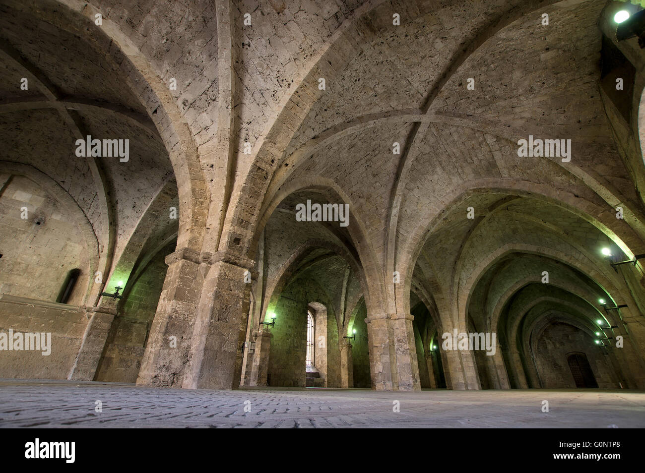 Colonnade gothic medieval palace popes hi-res stock photography and ...