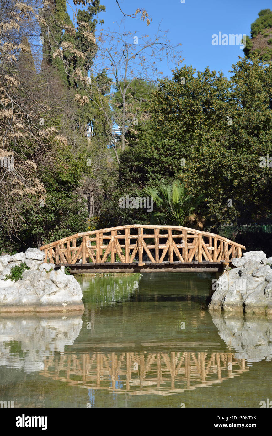 Wooden bridge in National Garden of Athens, Greece Stock Photo - Alamy