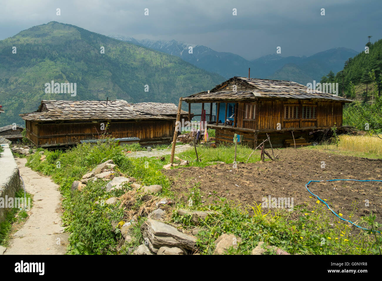A beautiful Himalayan Log House in the traditional style Stock Photo ...