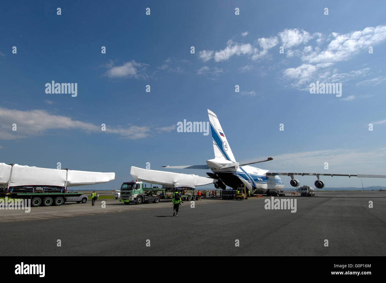 Yacht hull being loaded into the cargo bay through the rear doors of ...