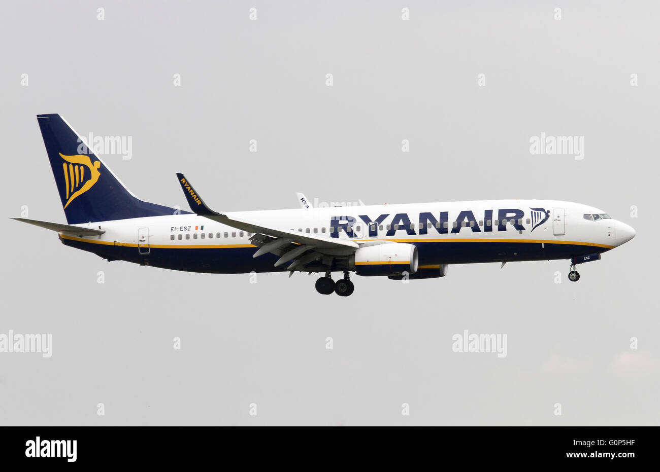 Ryanair Boeing 737-800 Next Gen, at Milan, Italy Stock Photo - Alamy