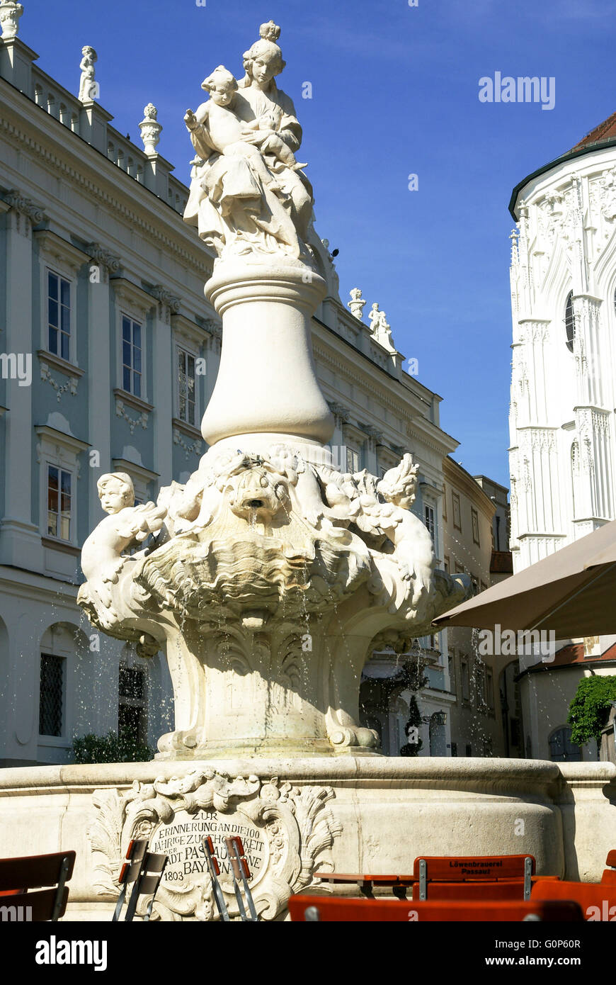 Residenz Platz (Bishop's Residence) Fountain near St Stephan Cathedral ...