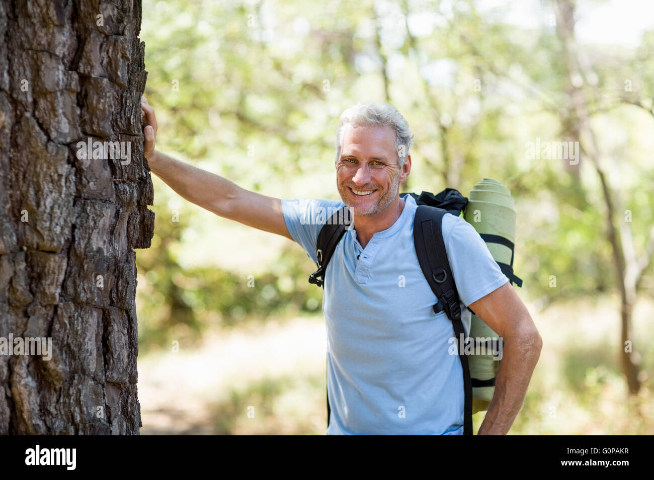 Resting against tree hi-res stock photography and images - Alamy