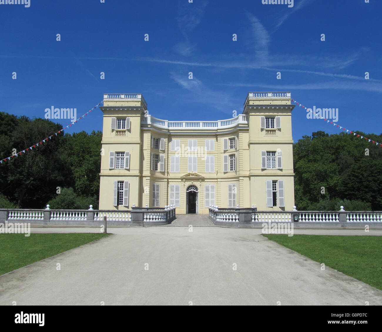 The lovely 18th century Castle d'Ursel in Hingene near Antwerp, Belgium ...