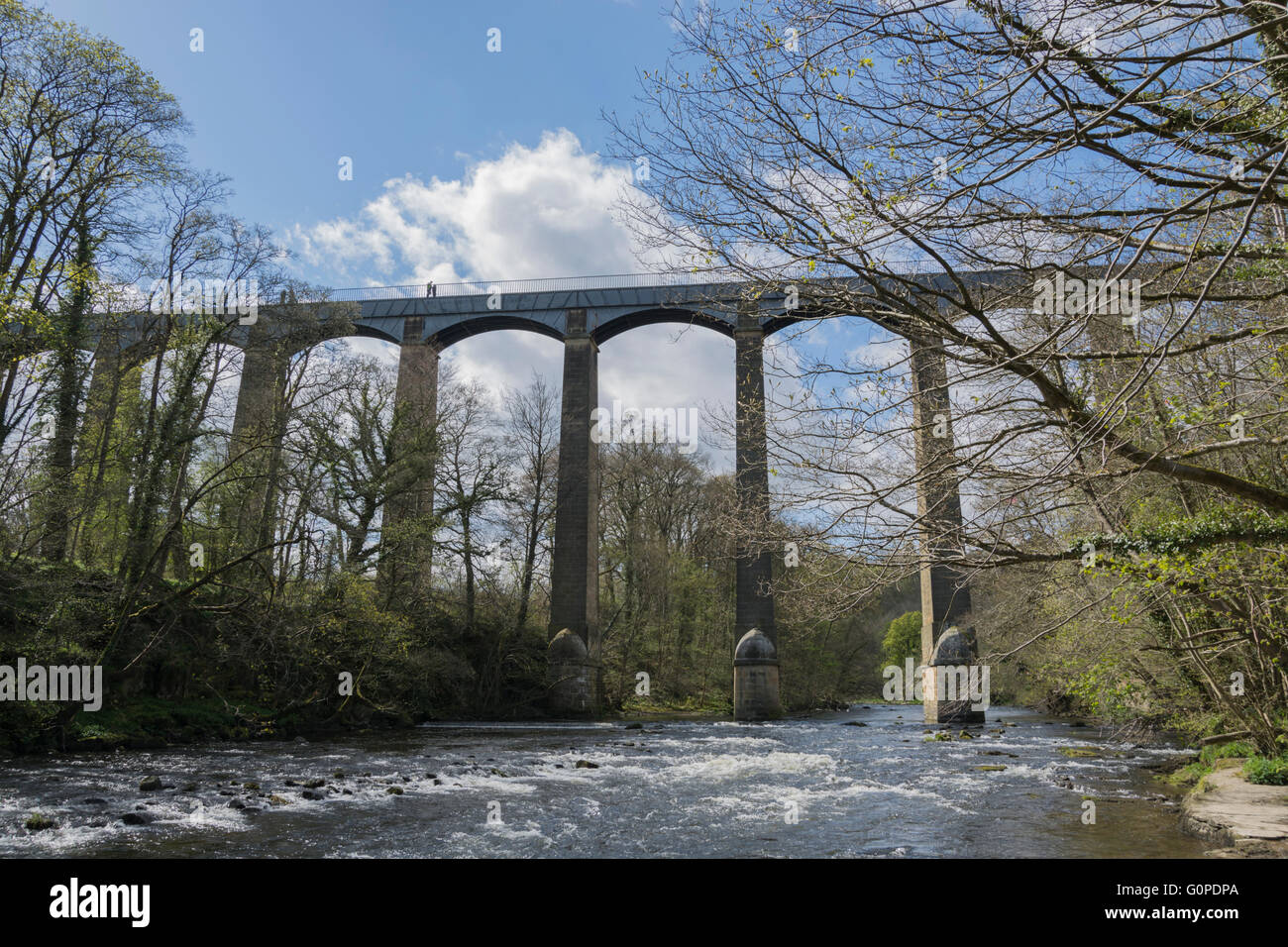 Pontcysyllte Aqueduct - is a navigable aqueduct that carries the ...