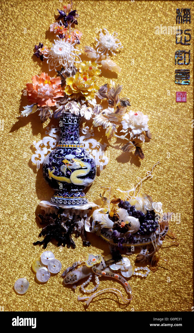 Shell carving hi-res stock photography and images - Alamy