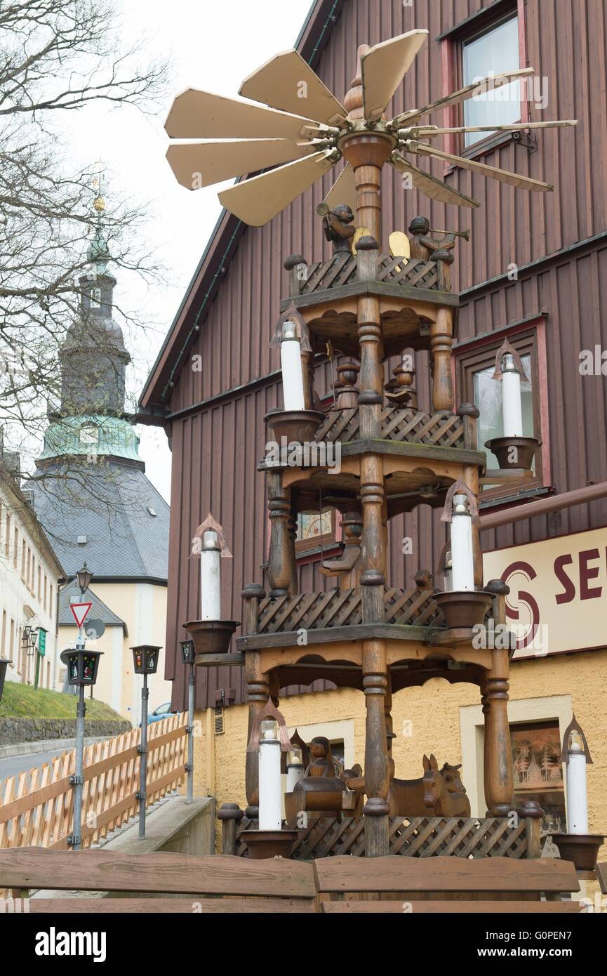 A pyramid in front of the pyramid house in Seiffen (Saxony), Germany ...