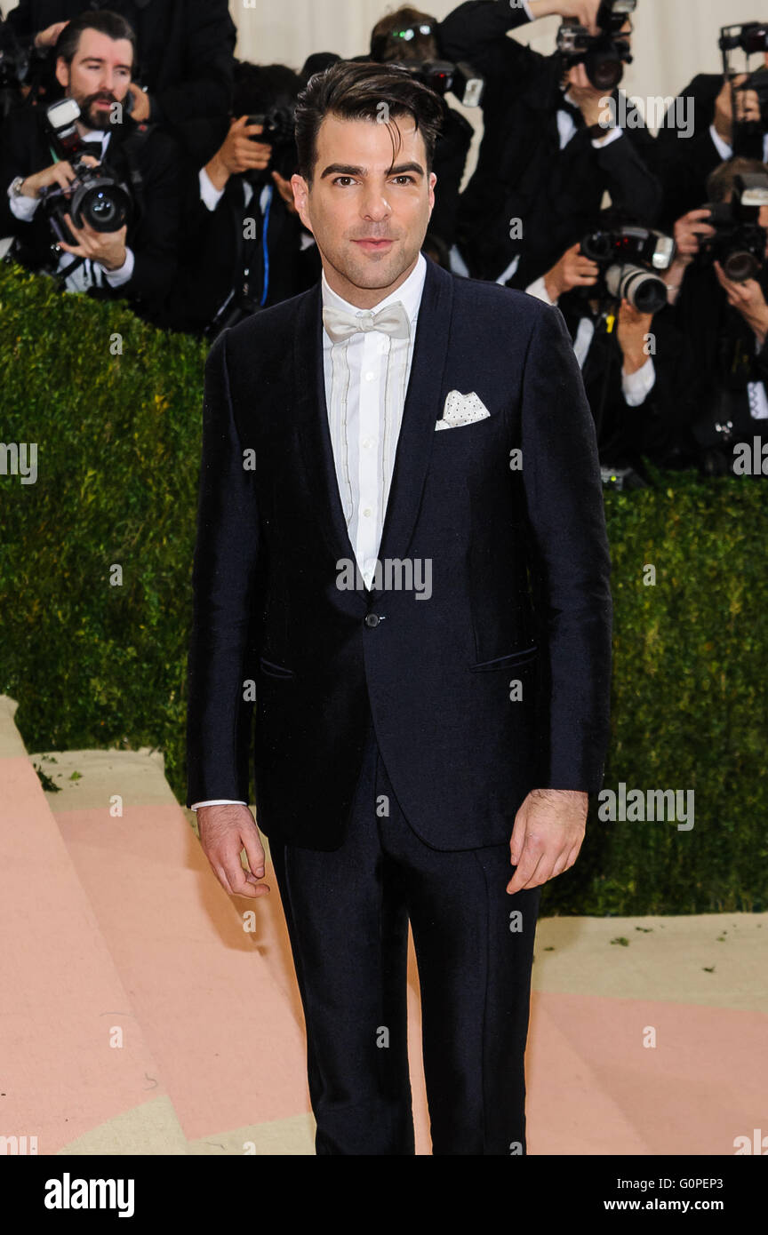 Zachary quinto manus x machina hi-res stock photography and images - Alamy