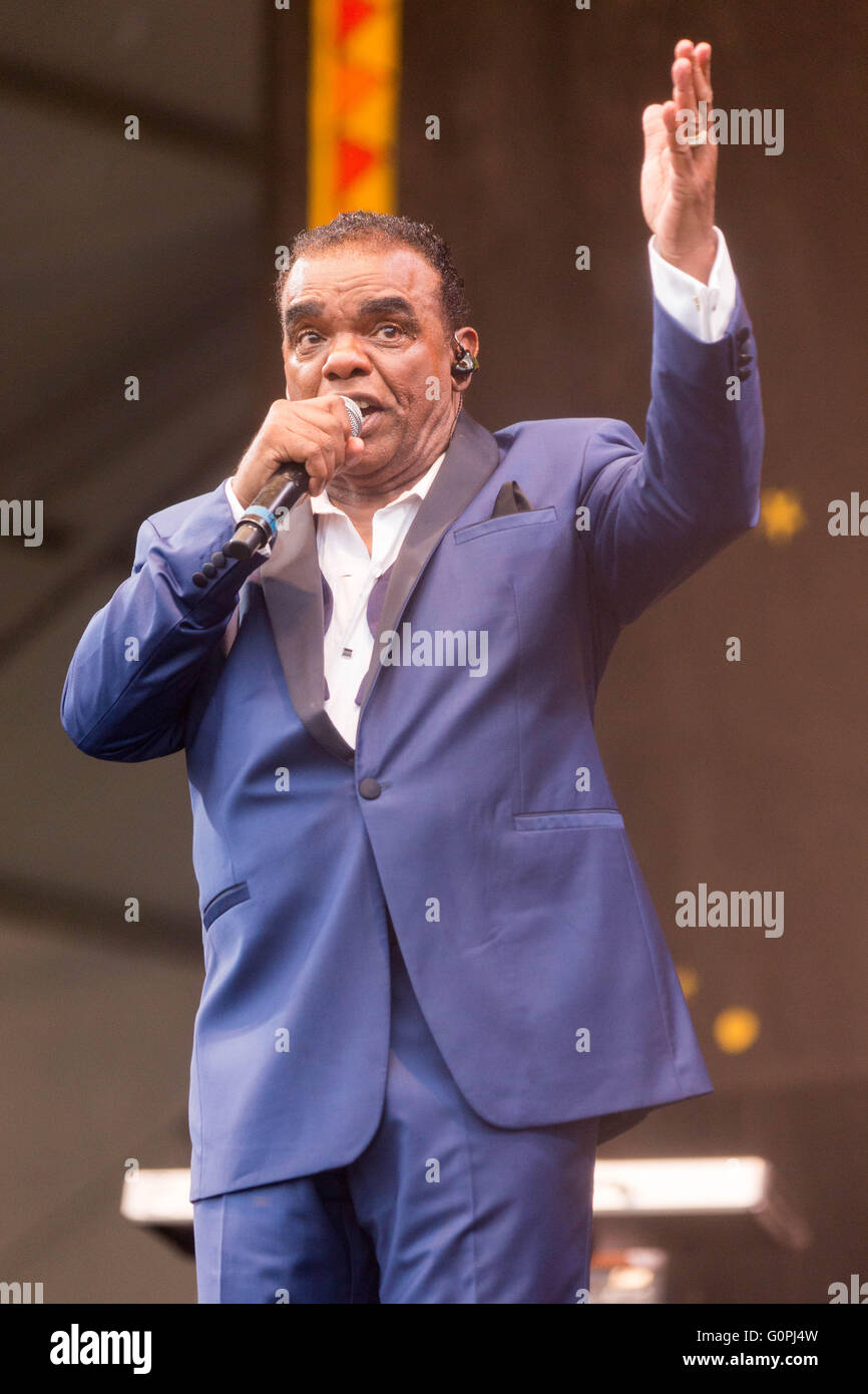 New Orleans, Louisiana, USA. 1st May, 2016. Singer RONALD ISLEY of The ...