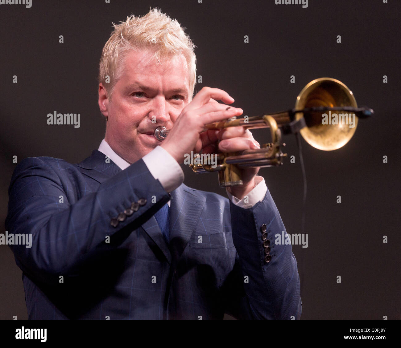 Chris botti where hi-res stock photography and images - Alamy