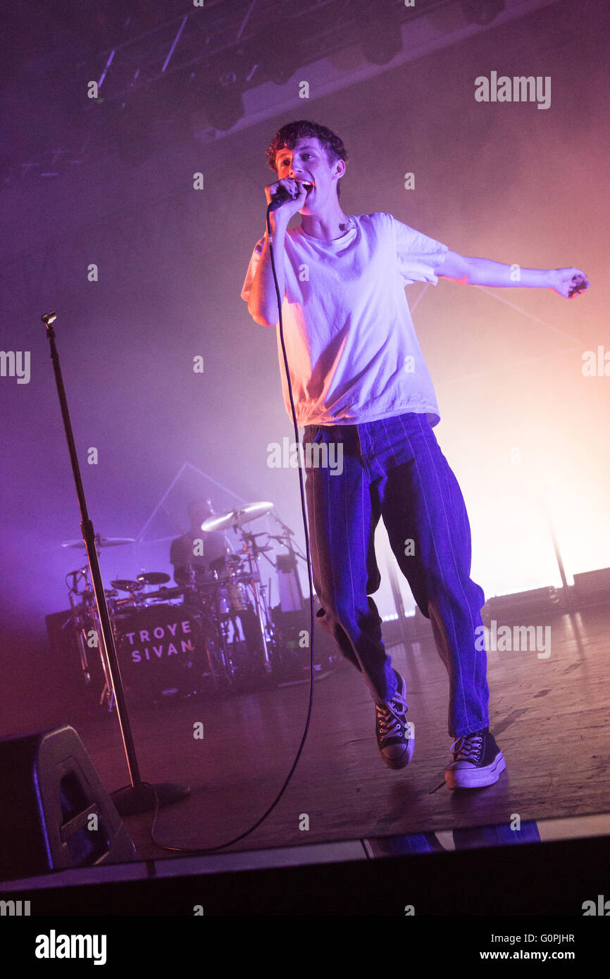 Troye sivan hi-res stock photography and images - Alamy