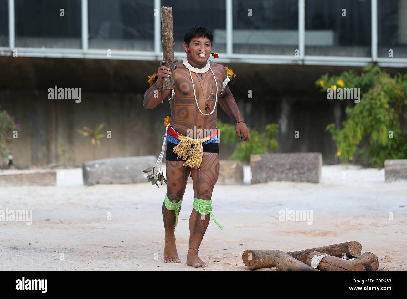 Forest tribes brazil hi-res stock photography and images - Alamy