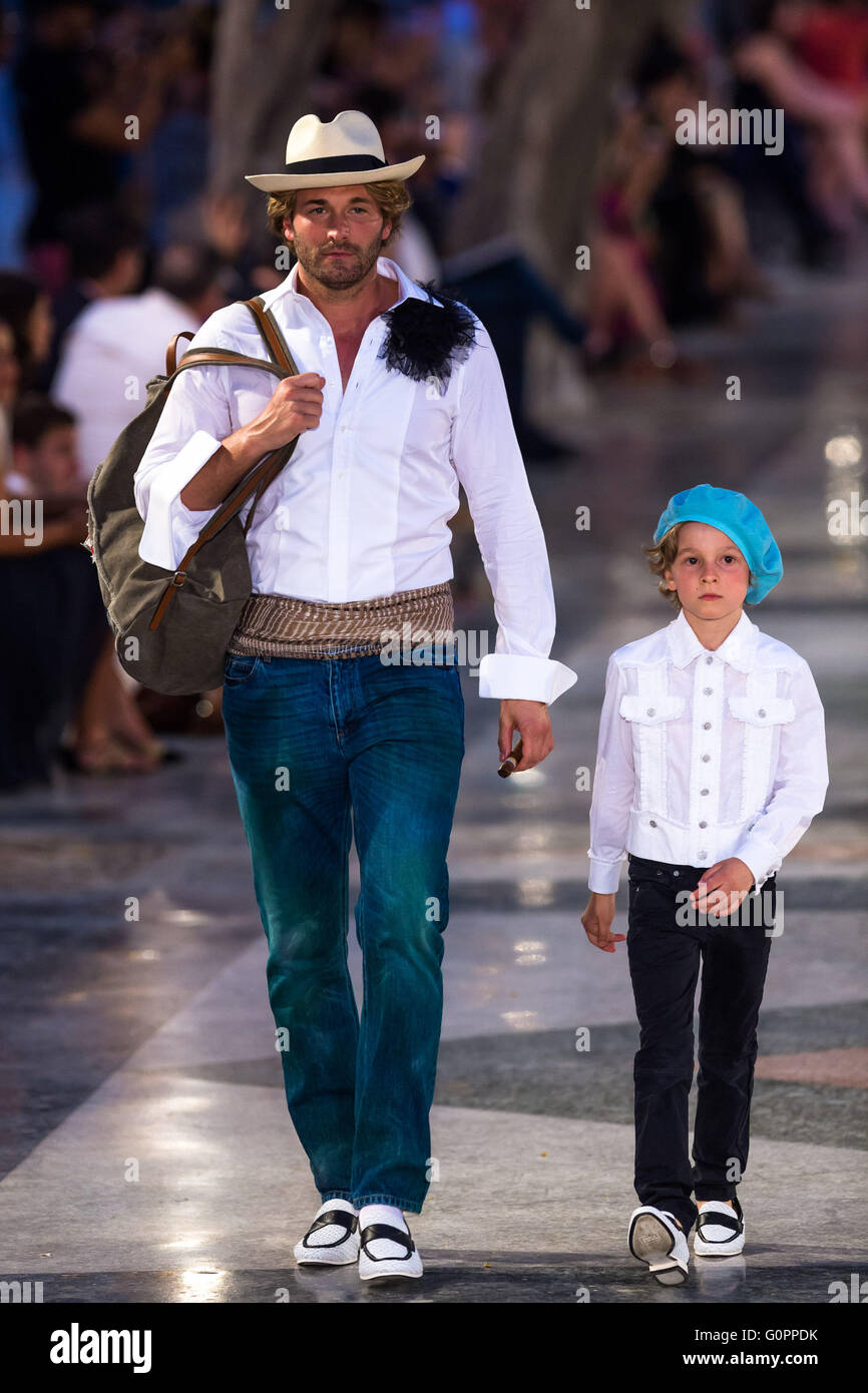 Havana, Cuba. 3rd May, 2016. Models debut Karl Lagerfeld's "Cruise ...