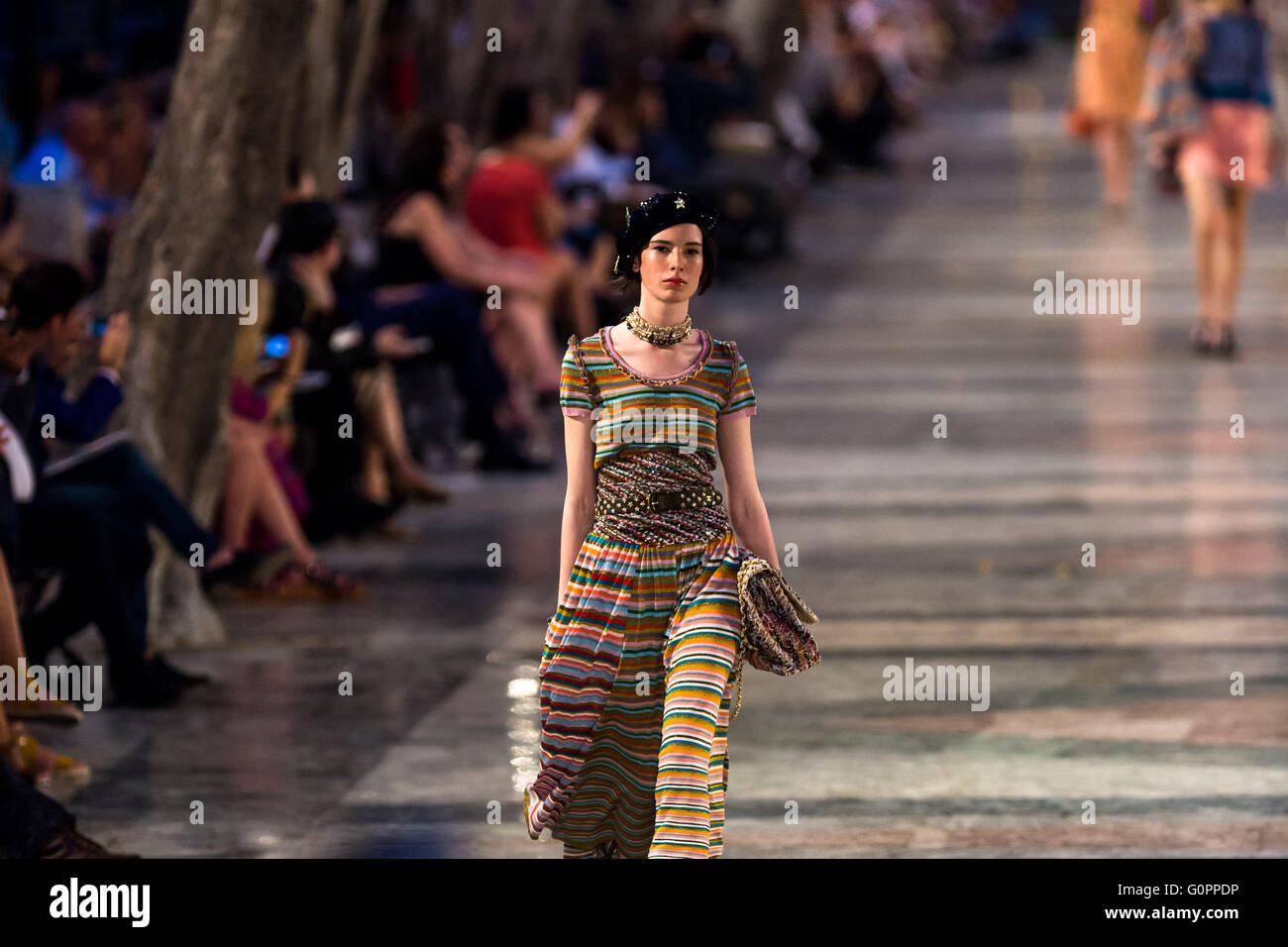 Havana, Cuba. 3rd May, 2016. A Model debuts Karl Lagerfeld's "Cruise ...