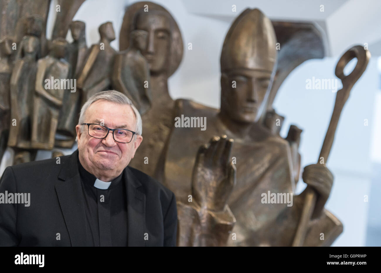 Mainz, Germany. 04th May, 2016. The Mainz Cardinal Karl Lehmann leaves ...