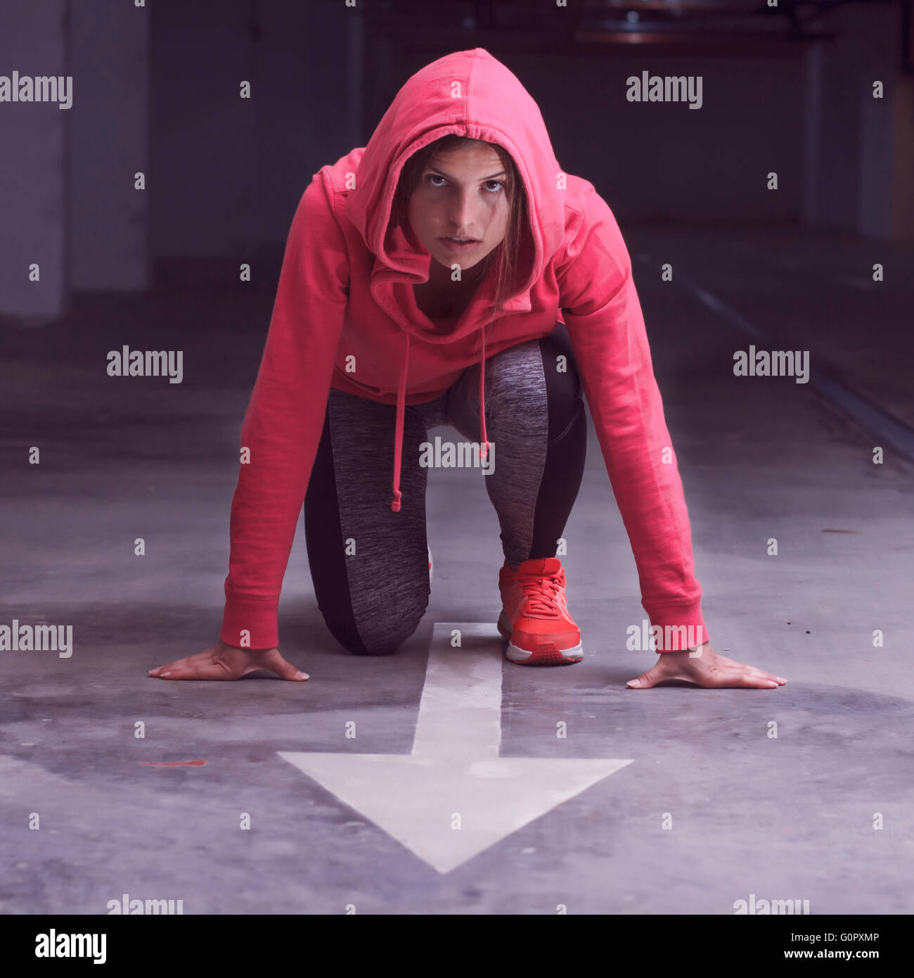 Fitness Athlete Runner Woman ready for running. Active Healthy ...