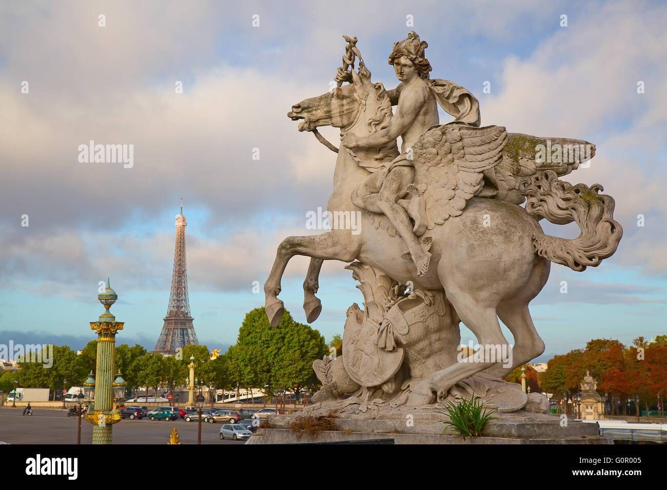 Sunrise over place de la Concorde in Parice, France Stock Photo - Alamy
