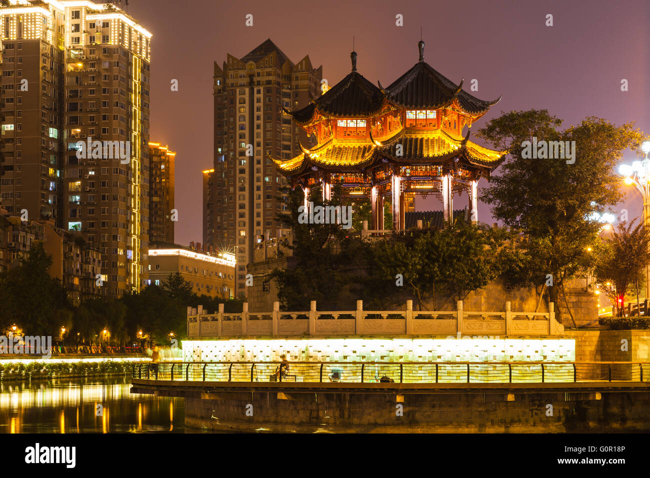 Chengdu skyline hi-res stock photography and images - Alamy