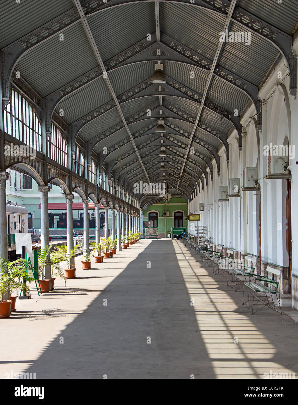 Maputo train station in Mozambique Stock Photo - Alamy