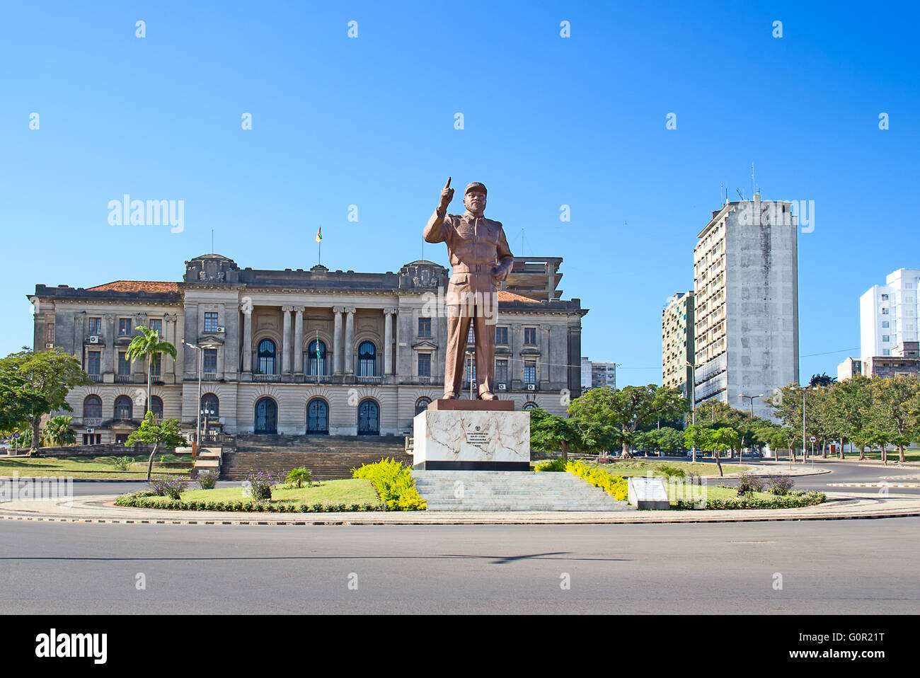 City hall and statue of Michel Samora in Maputo, Mozambique Stock Photo ...