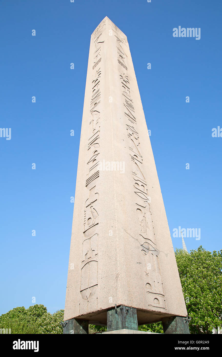 Famous egyptian obelisk in Istanbul, Turkey Stock Photo - Alamy
