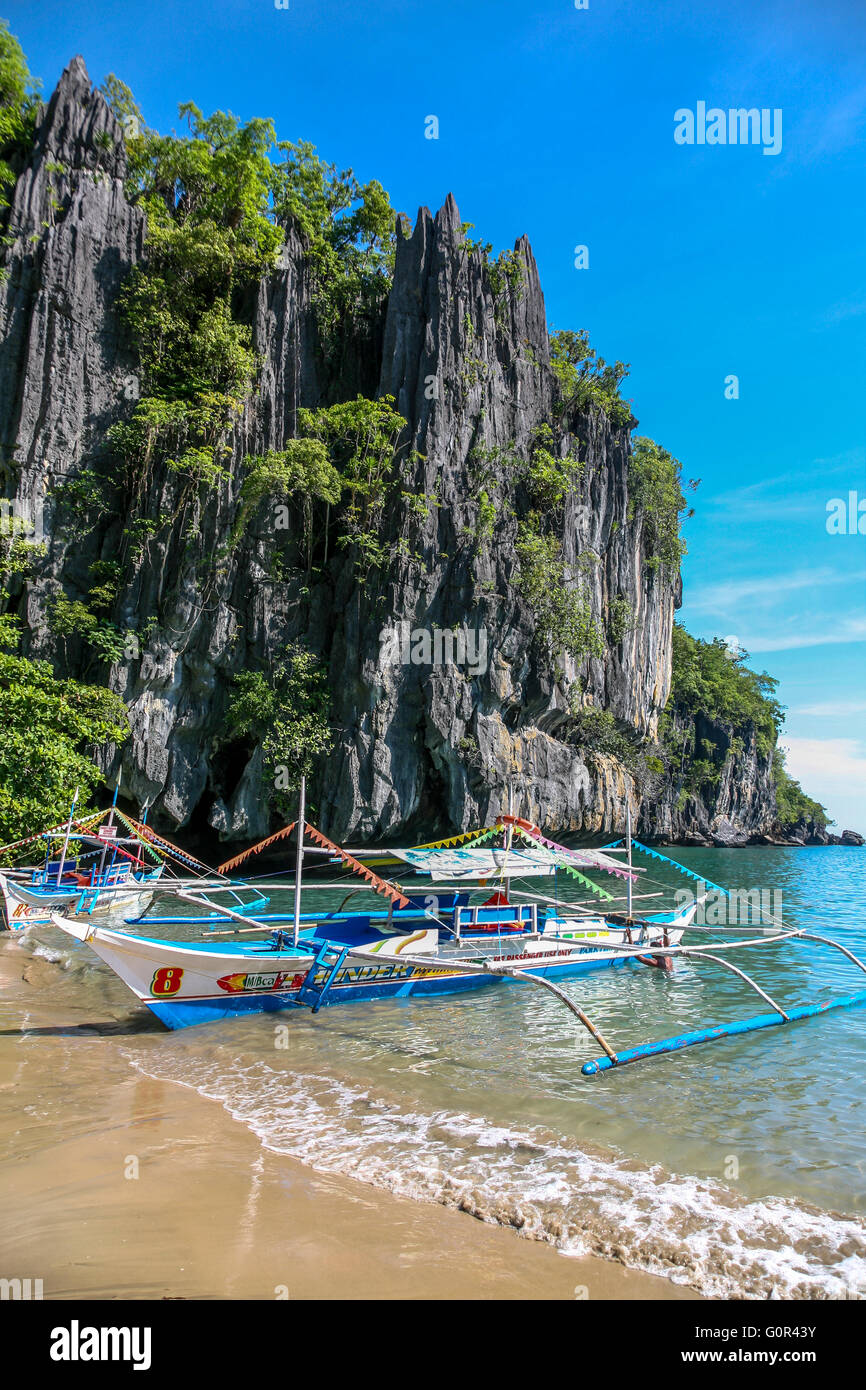 Philippines Palawan Puerto Princesa Sabang Boats to take visitors to ...