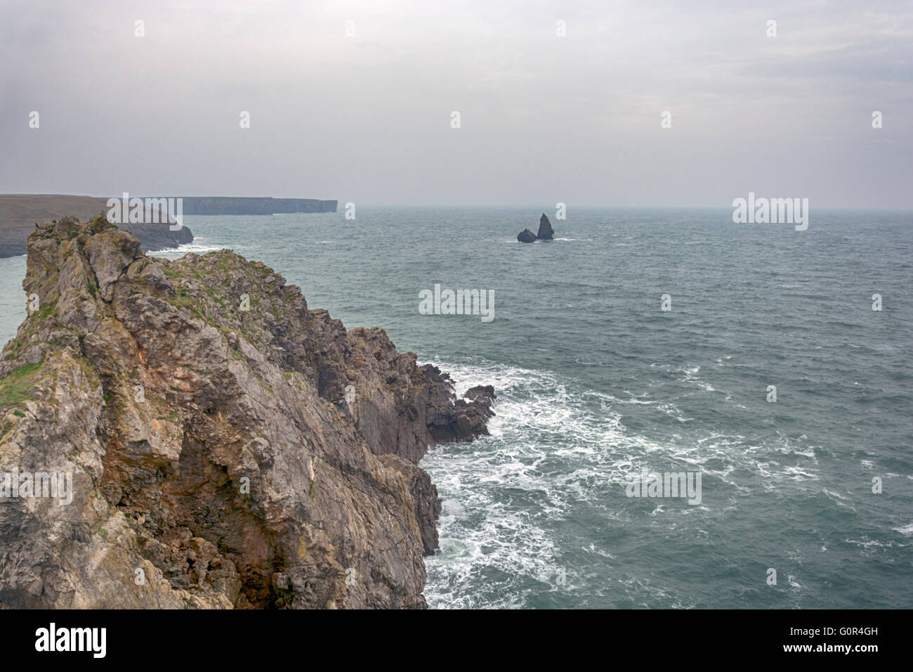 Stack rocks broad haven hi-res stock photography and images - Alamy
