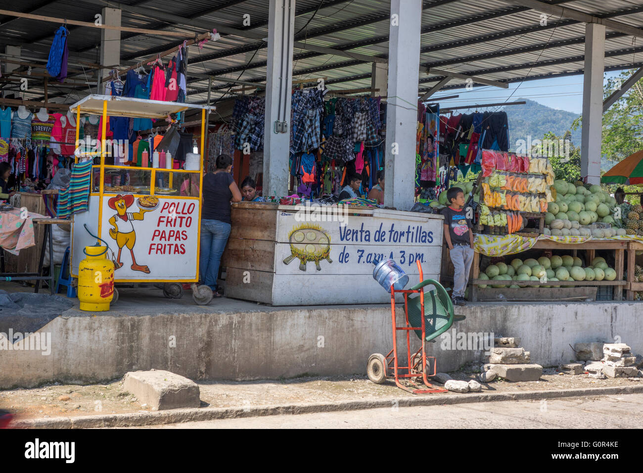 Santo tomas market hi-res stock photography and images - Alamy