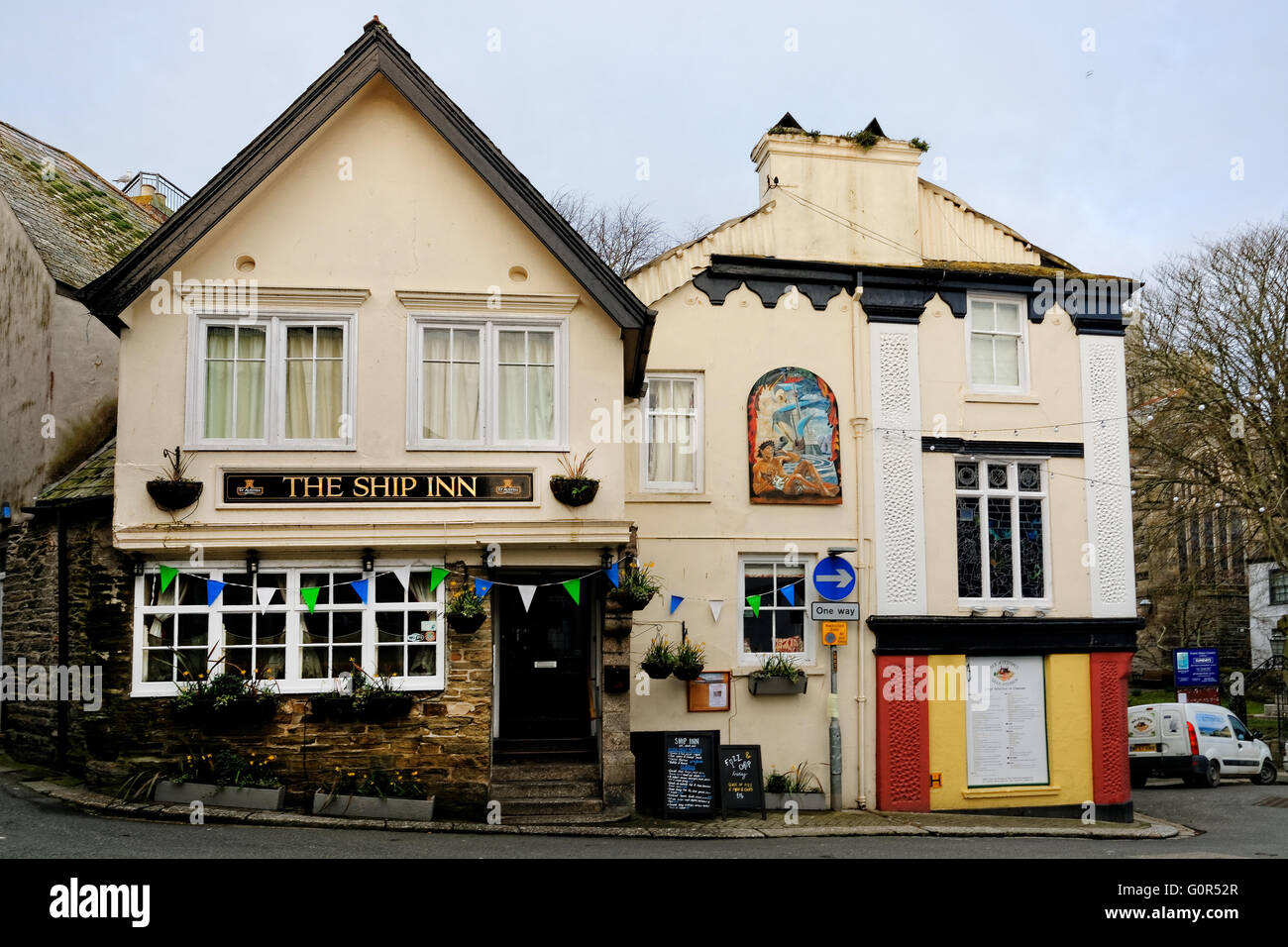 Fowey is a busy Cornish town and port on the south coast of Cornwall ...