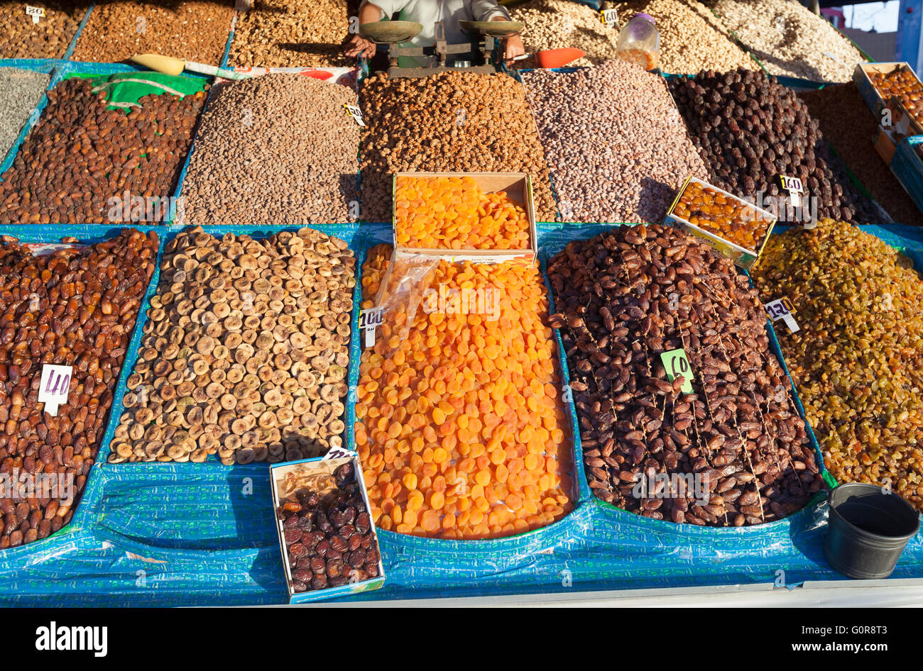 Colourful dried fruits hi-res stock photography and images - Alamy