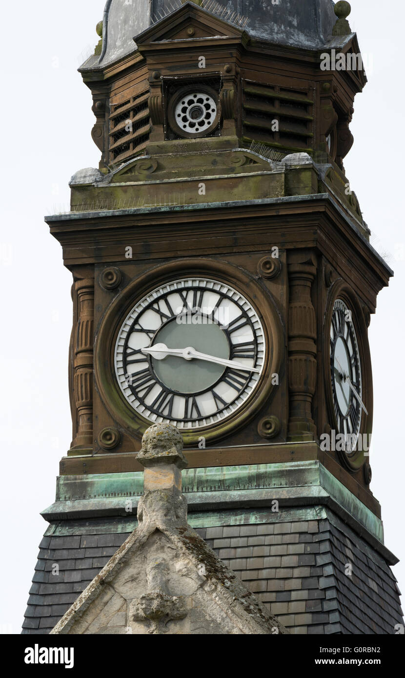 The Town Hall clock, Evesham, Worcestershire, England, UK Stock Photo ...