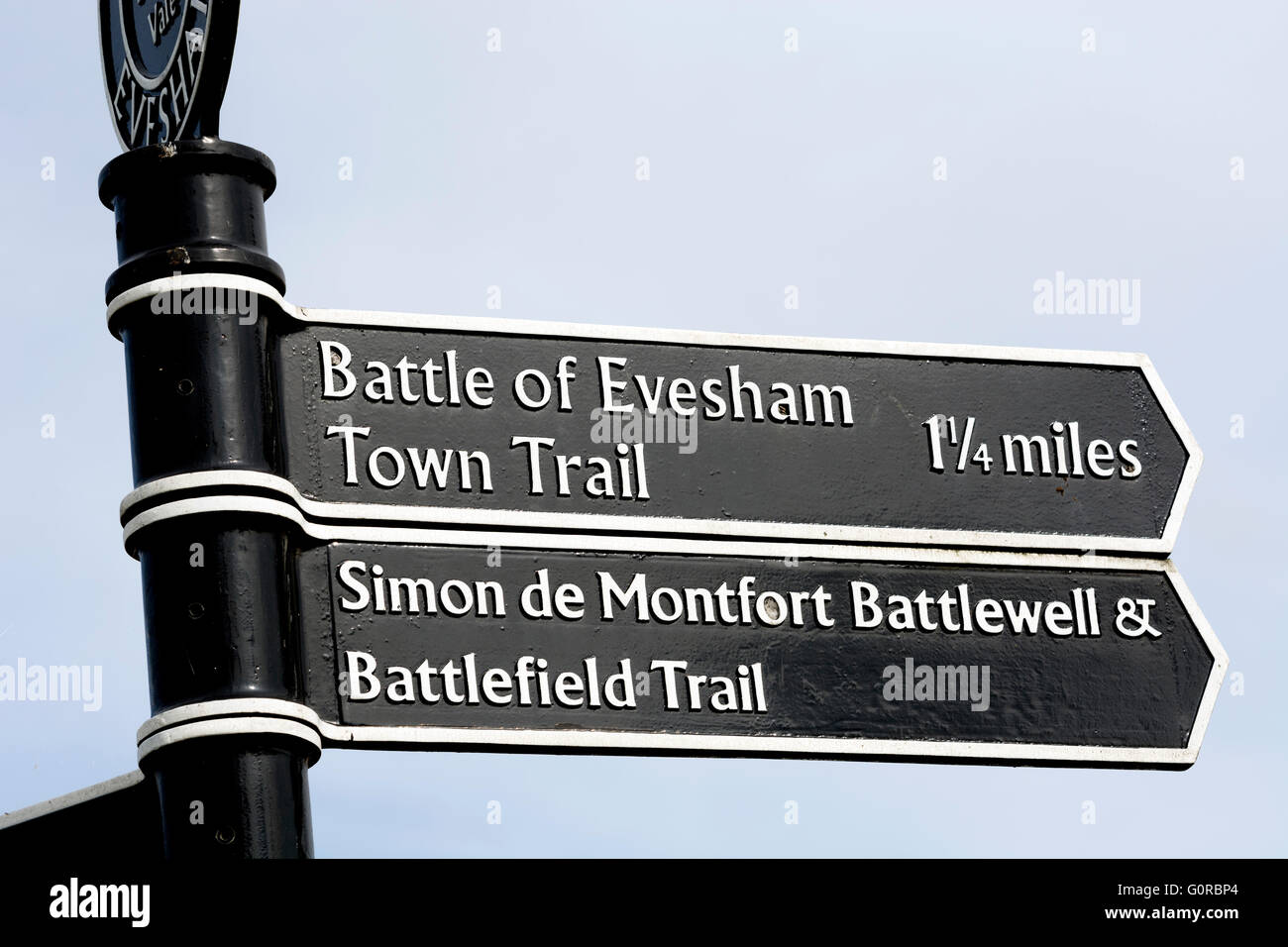 Town trail sign hi-res stock photography and images - Alamy