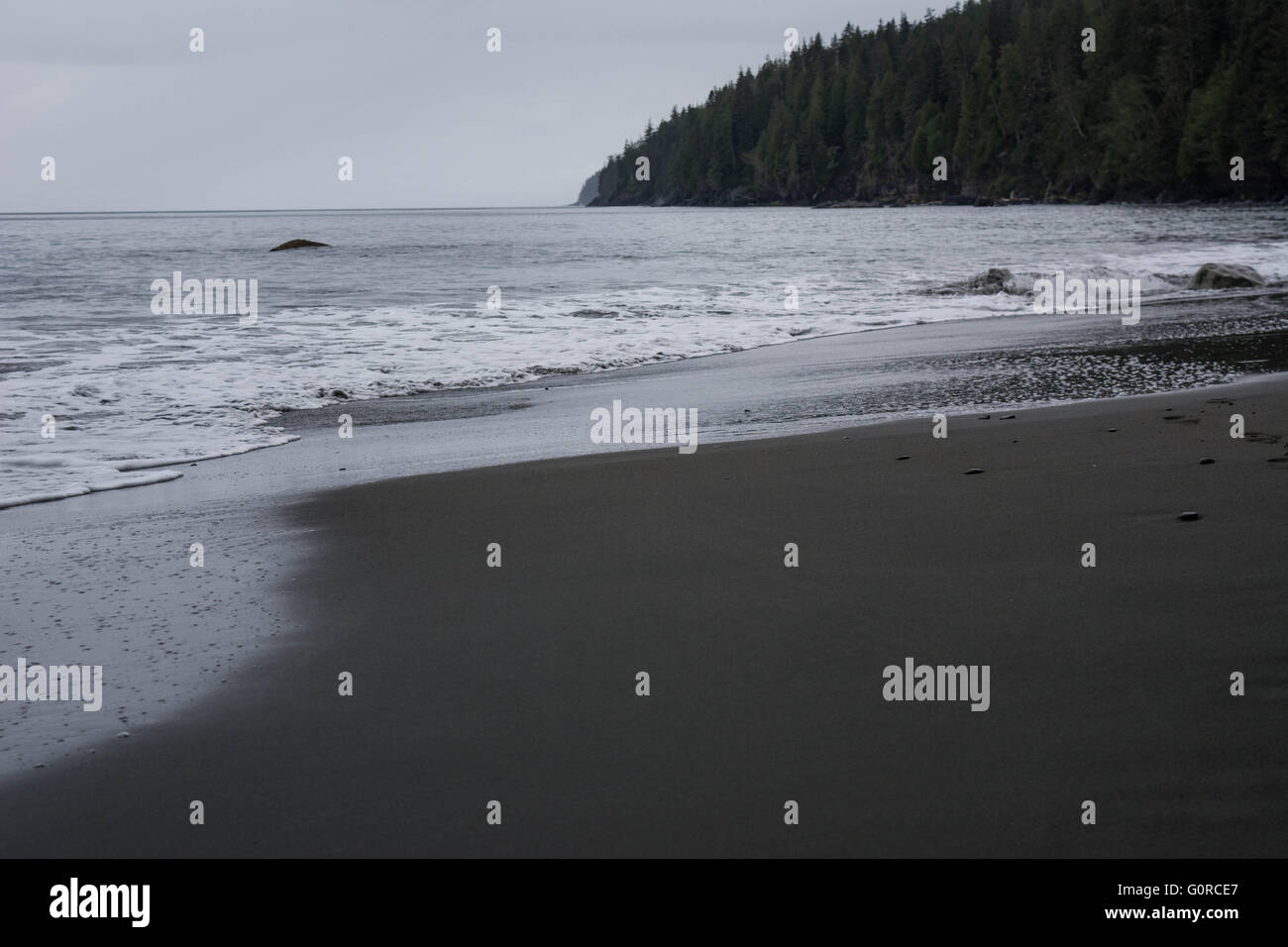 Explore beach hi-res stock photography and images - Alamy