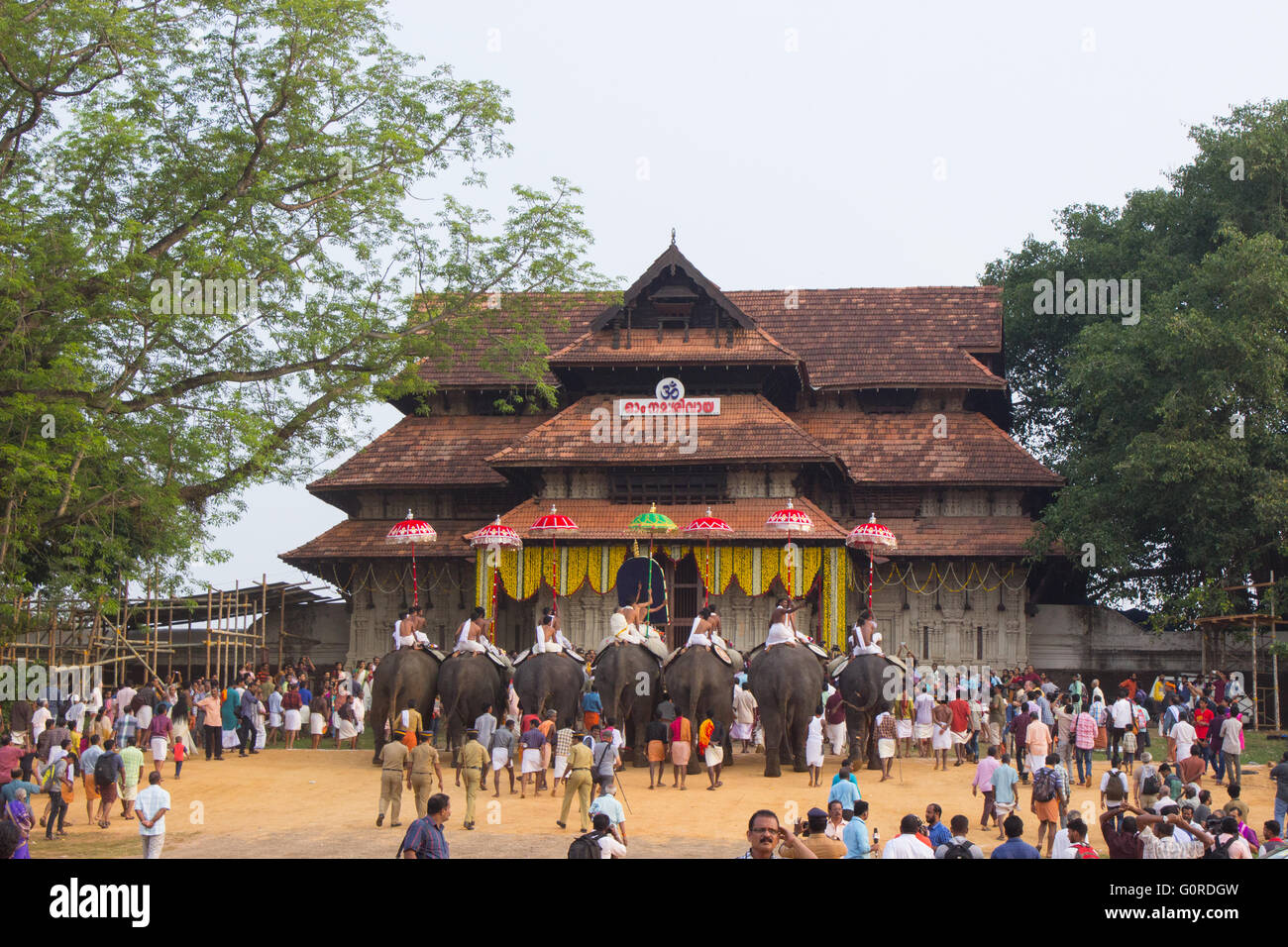 Vadakkunnathan temple hi-res stock photography and images - Alamy
