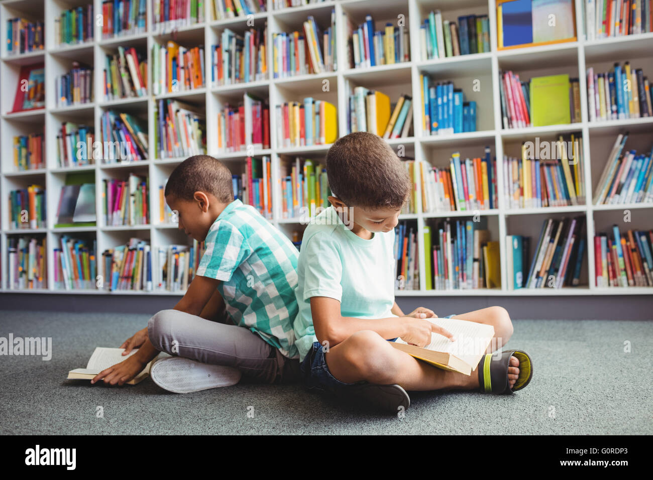 Child book shelf hi-res stock photography and images - Alamy