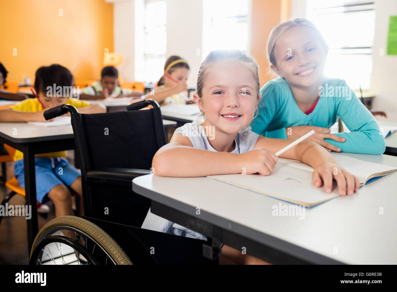 Smiling pupils hi-res stock photography and images - Alamy