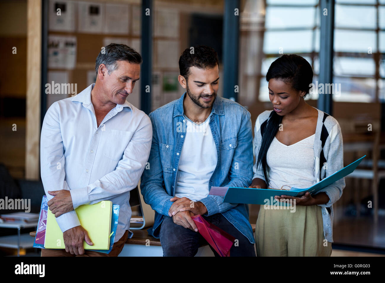 Coworkers team hi-res stock photography and images - Alamy