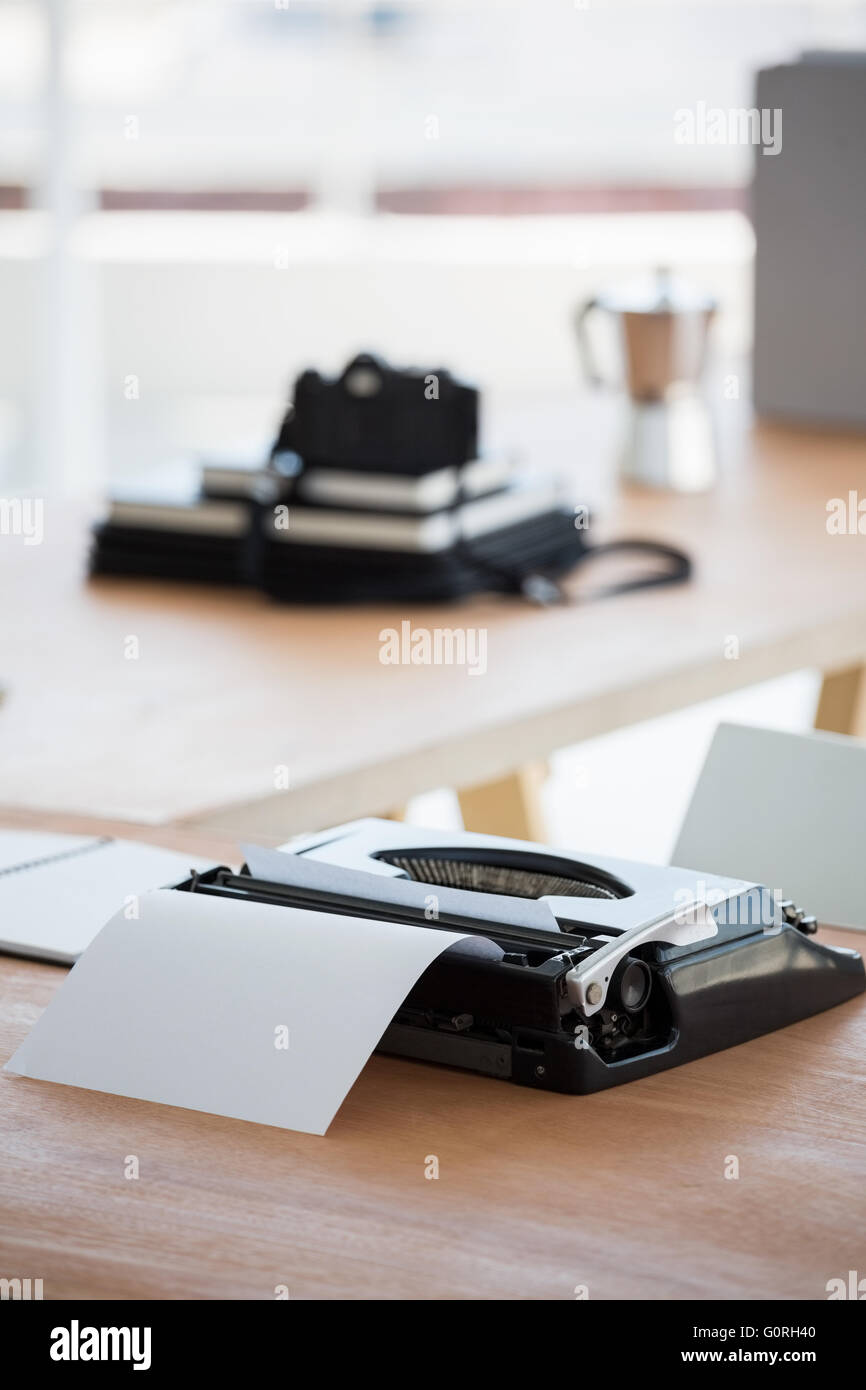 Rear view of typewriter Stock Photo - Alamy