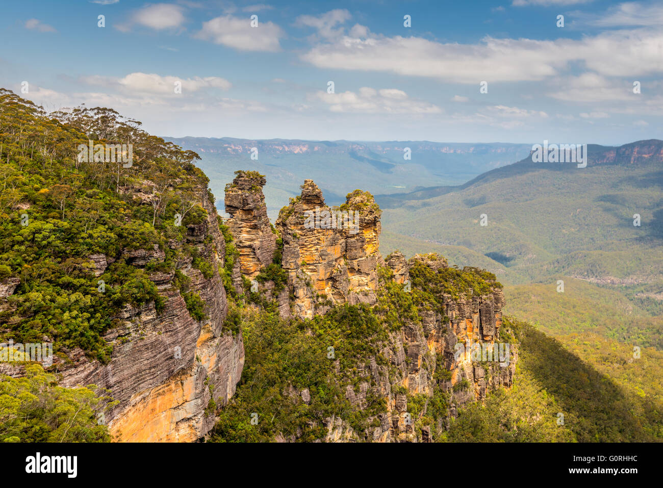 Three sisters hi-res stock photography and images - Alamy