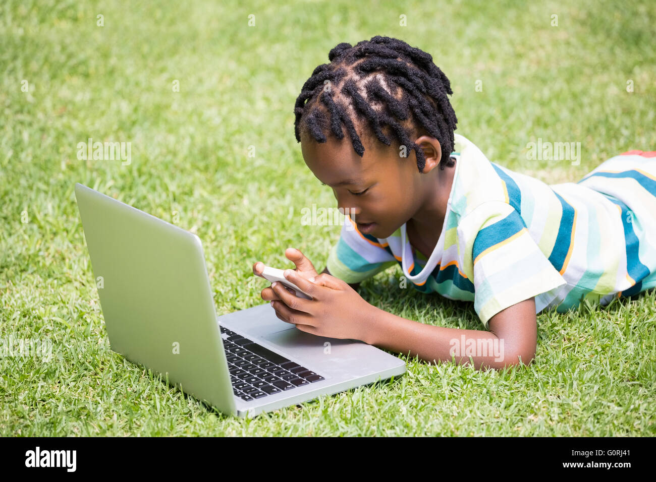 Kid looking hi-res stock photography and images - Alamy