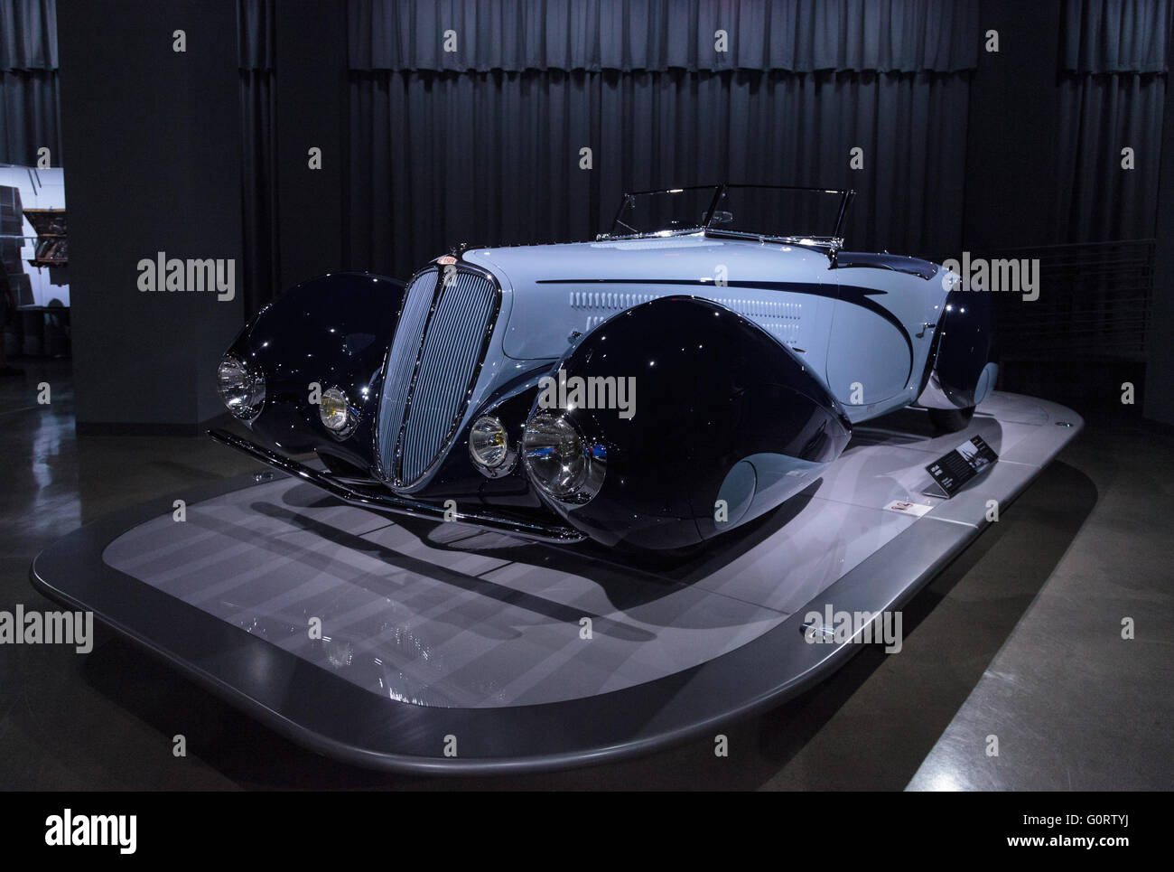 Figoni hi-res stock photography and images - Alamy