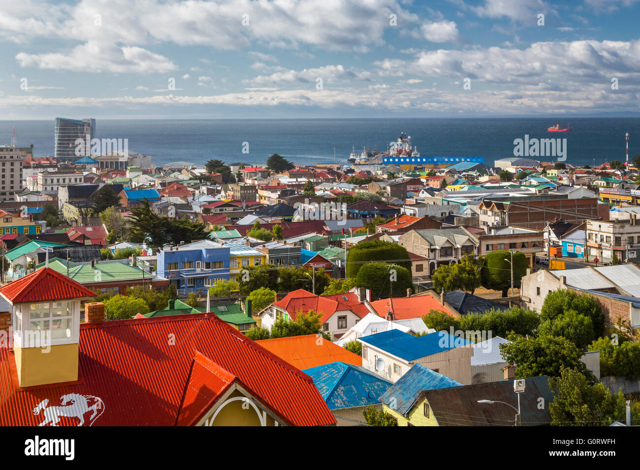 Mirador cerro de la cruz punta arenas hi-res stock photography and ...