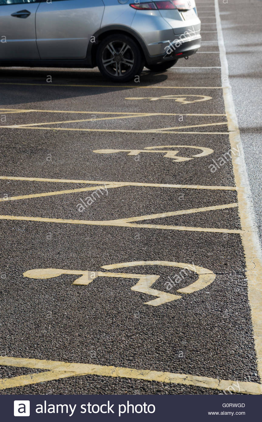 Perpendicular Parking High Resolution Stock Photography and Images - Alamy
