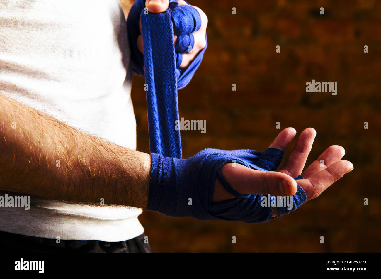 Mma fighter hands hi-res stock photography and images - Alamy