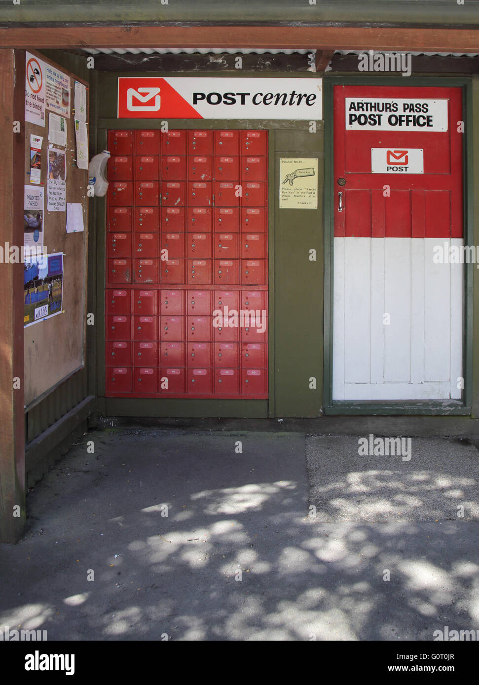 new zealand post at Arthur's pass in the south island Stock Photo - Alamy