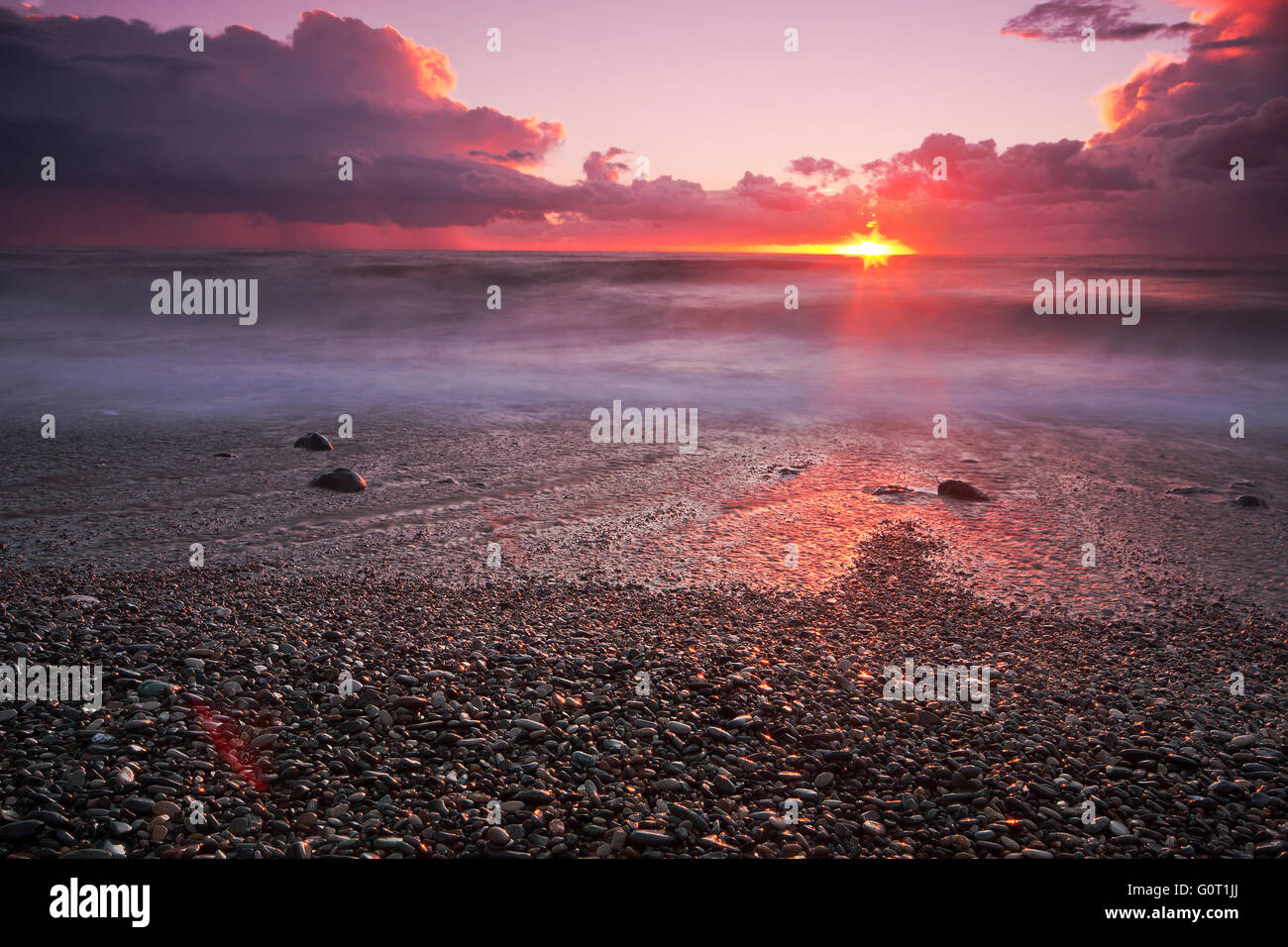 Crimson wave hi-res stock photography and images - Alamy