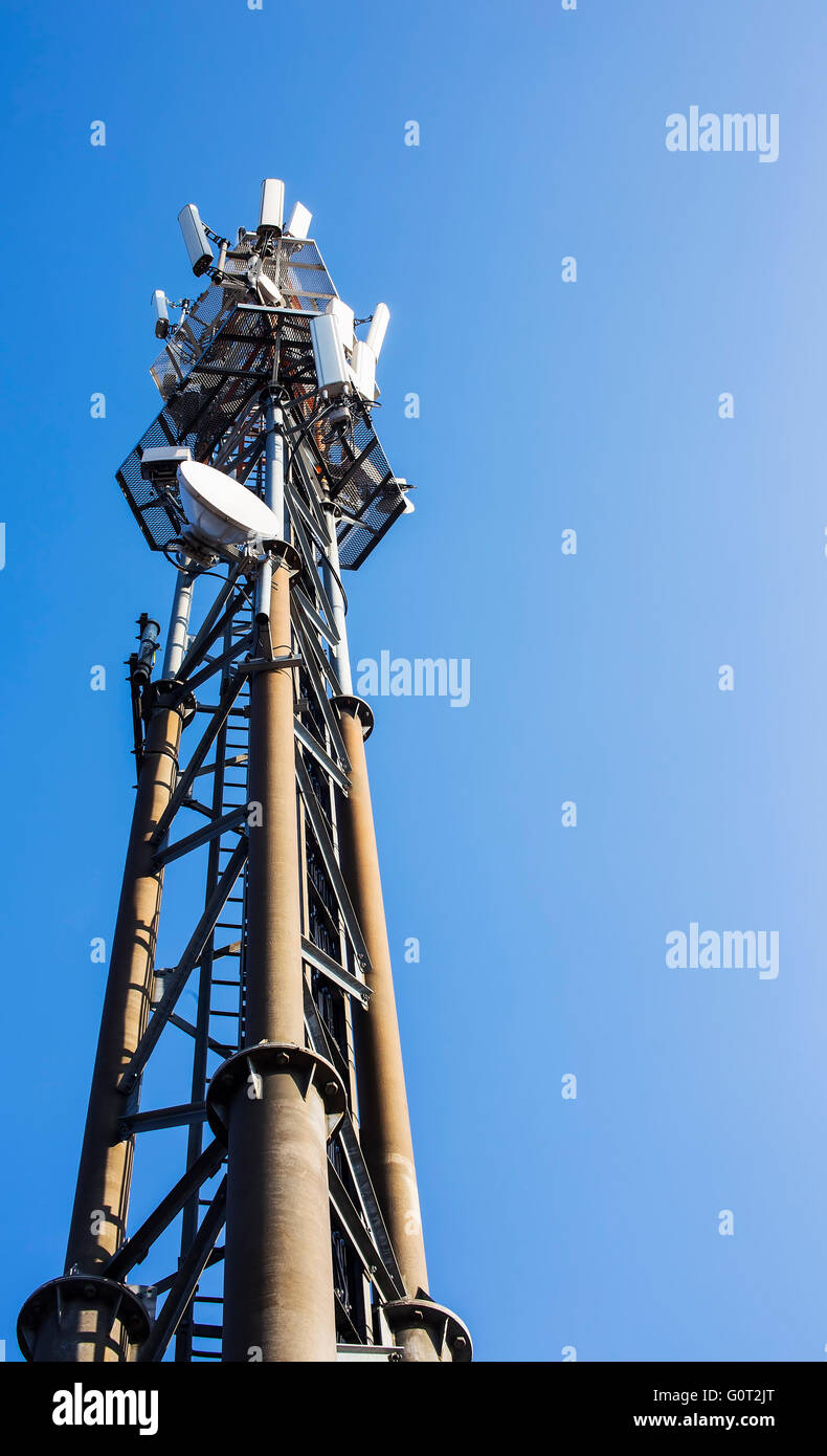 Telecommunication tower transmitting signal data Stock Photo - Alamy