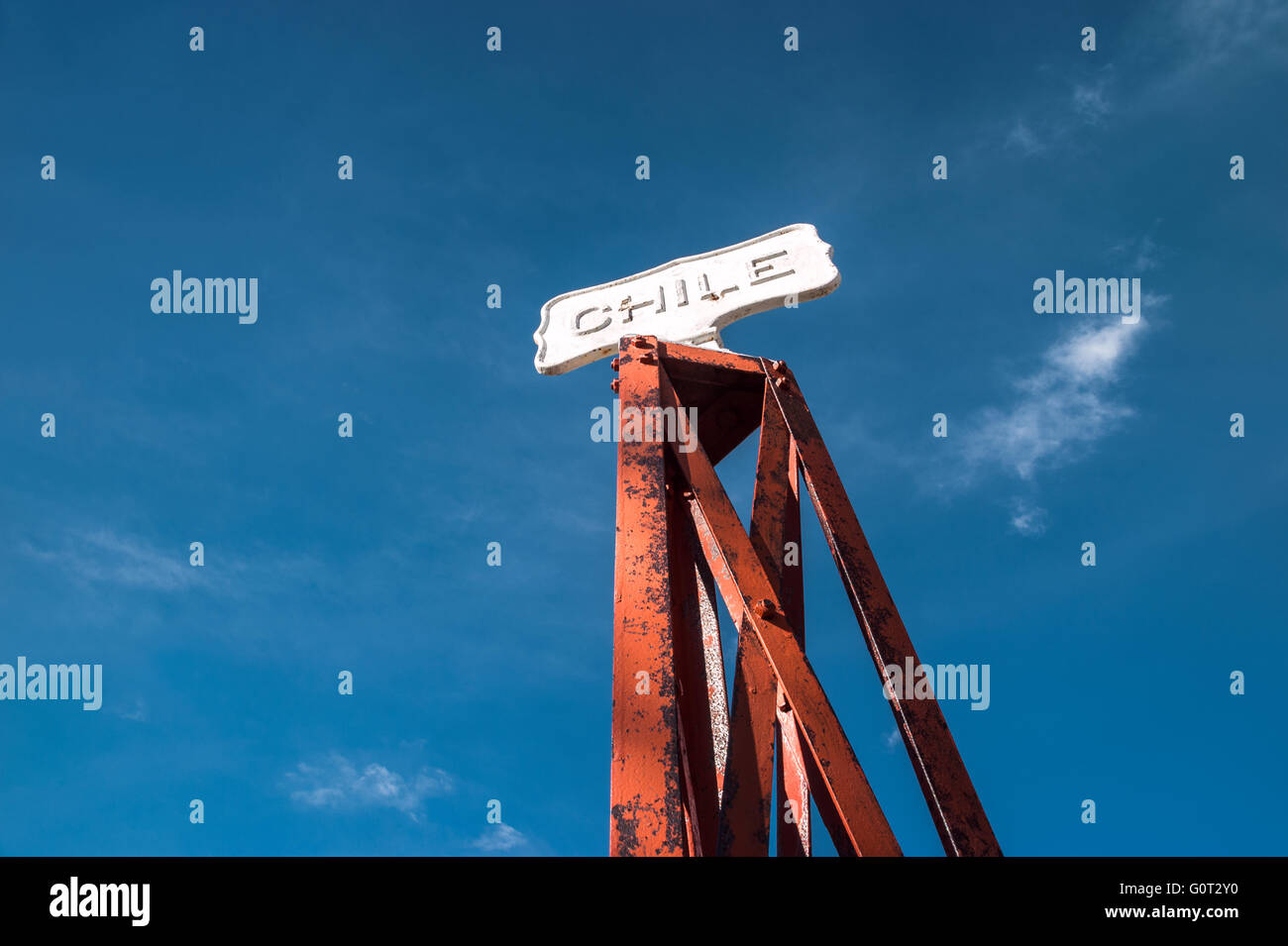 Andes mountain chile argentina border hi-res stock photography and ...
