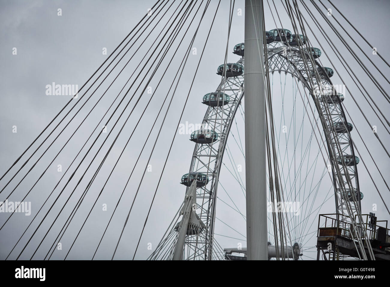 The London Eye is a giant Ferris wheel on the South Bank of the River ...